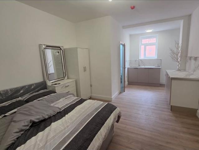 Studio Flat, Sparkhill, B11