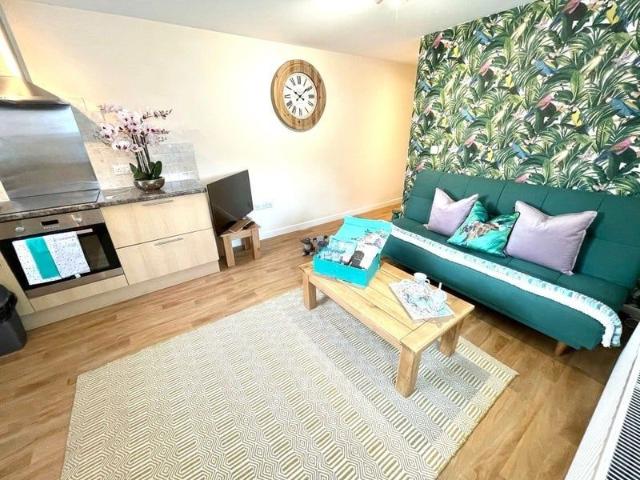 Studio Flat, St Albans Road, CB4
