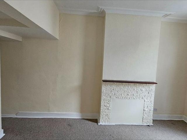 Studio Flat, St. James's Park, CR0