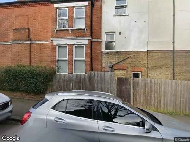 Studio Flat, St Julian's Farm Rd, SE27