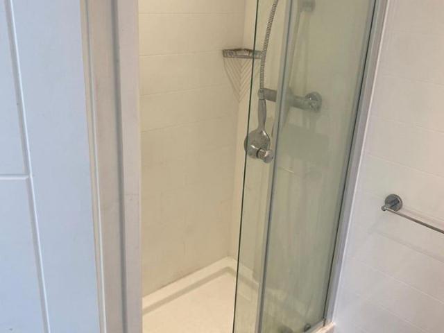 Studio Flat, Straits Parade, BS16