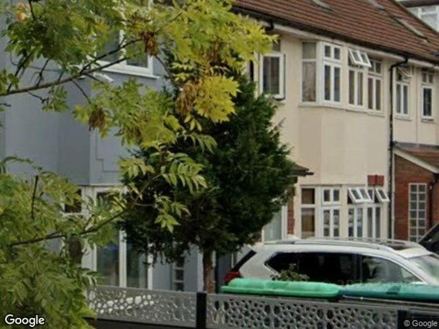 Studio Flat, Sunningdale Avenue, W3