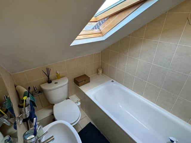 Studio Flat, Sunnyhill Road, SW16