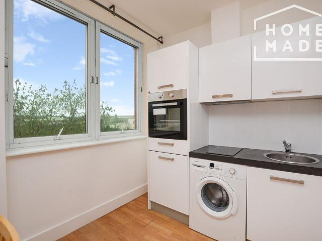 Studio House WD6, Studio to rent, £1,015 pcm | PrimeLocation