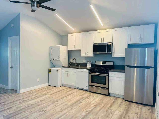 Studio Home for Rent at 4134 Narragansett Ave, San Diego, CA 92107 Point Loma Heights