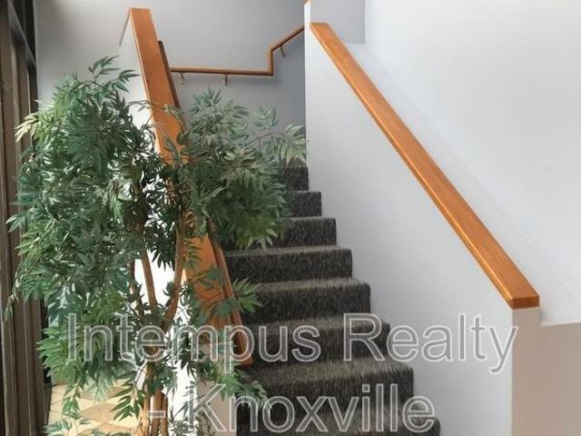 Studio Home for Rent at 6515 Clinton Hwy, Knoxville, TN 37912