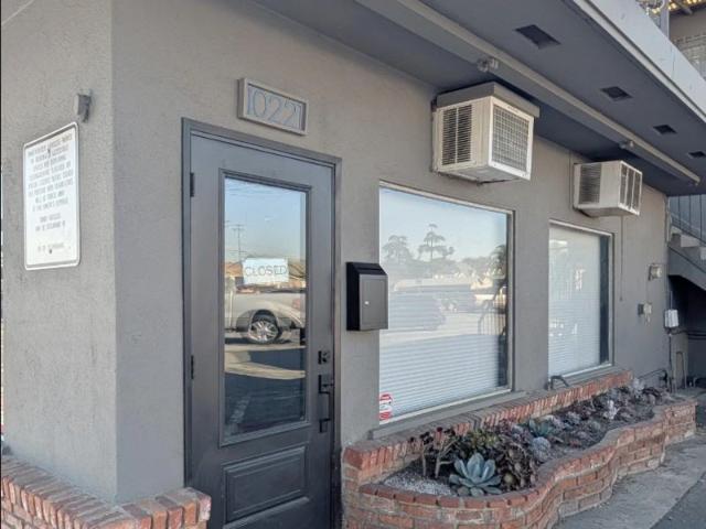 Studio Home for Rent at 10221 Colima Rd #10221, Whittier, CA 90603