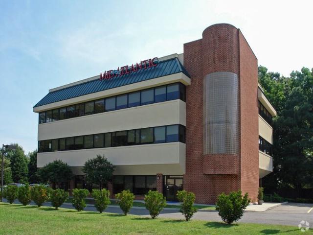 Studio Home for Rent at 110 Mid Atlantic Pl #102, Yorktown, VA 23693