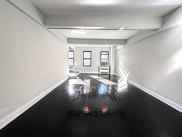 Studio Home for Rent at 123 E 37th St, New York, NY 10016 Murray Hill