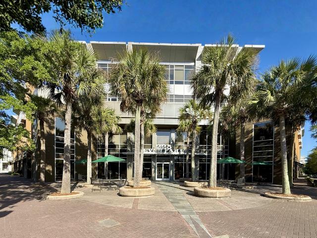 Studio Home for Rent at 225 Seven Farms Dr #105, Charleston, SC 29492 Daniel Island