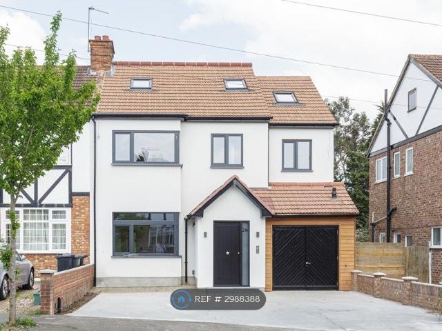 Studio Harewood Road, Isleworth TW7, Studio to rent, £1,395 pcm | PrimeLocation