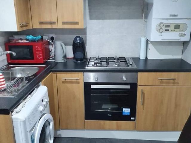 Studio, Harlington Corner/Heathrow