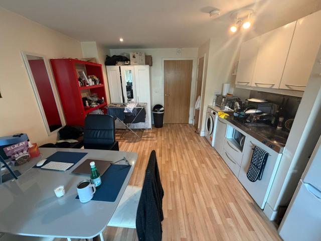 studio in 34 Long Lane, London, SE1