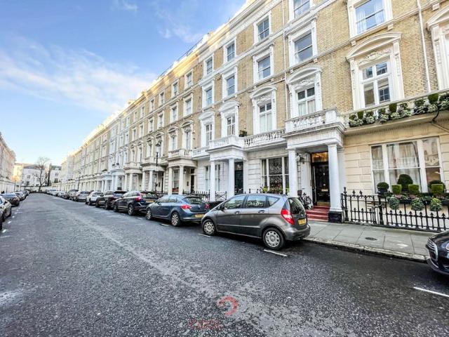 Studio in Clanricarde Gardens, Notting Hill Gate