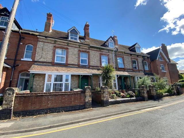 studio in Arboretum Road Worcester