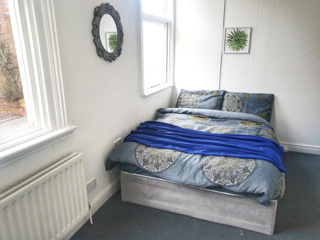 Studio in Dudley DY1 3AD