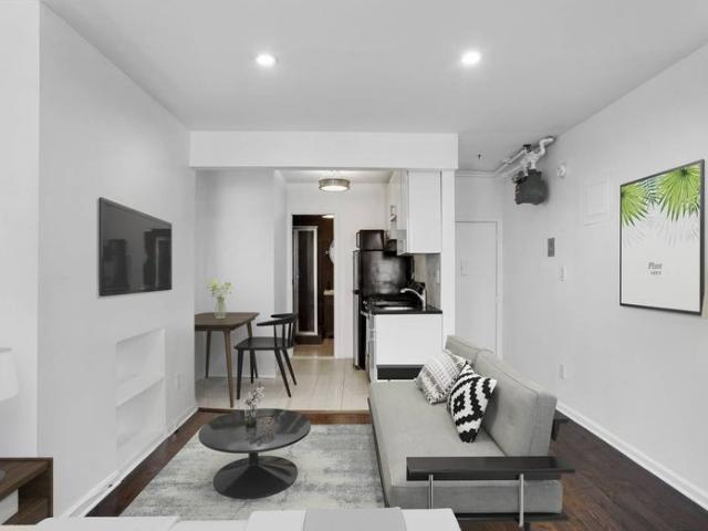 Studio in East Village on a flexible lease