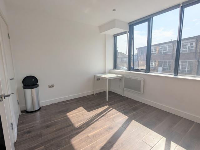 studio in Kap House 31 Elmgrove Road, Harrow, HA1