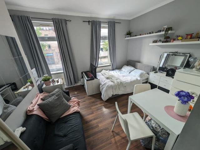 Studio in Mile End | Bills Included | £1200 PCM