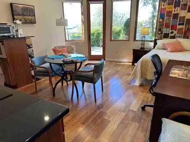 Studio In Richmond With Great Amenities 435 Tremont Ave #ADU
