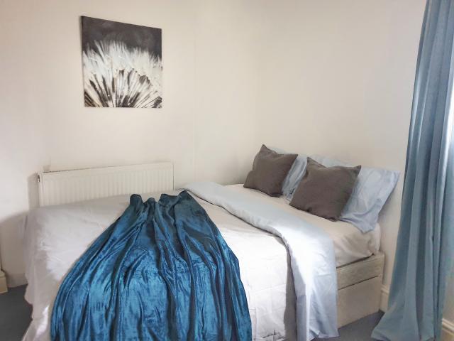 Studio in Walsall WS2 8DR
