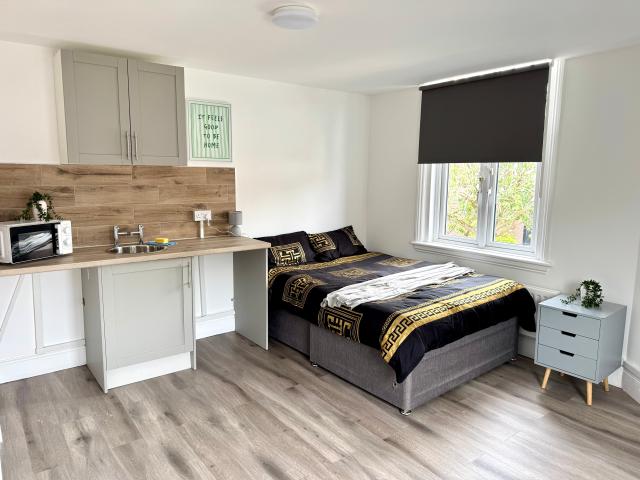 Studio in Wednesbury WS10 9AD