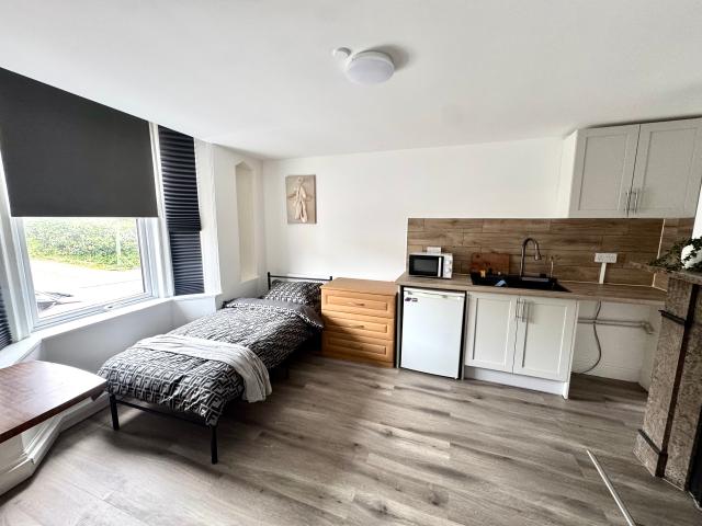 Studio in Wednesbury WS10 9AD