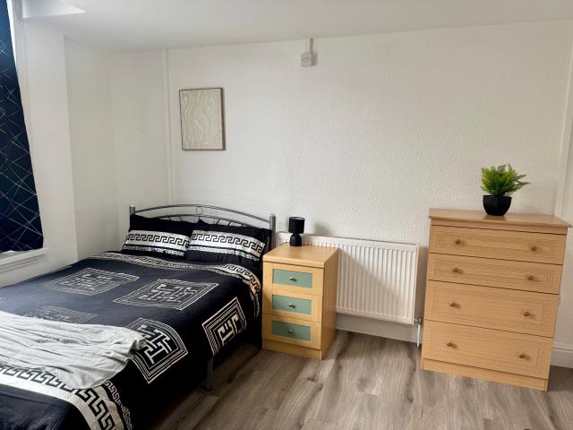 Studio in Wednesbury WS10 9AD