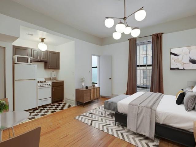Studio in Upper West Side on a flexible lease