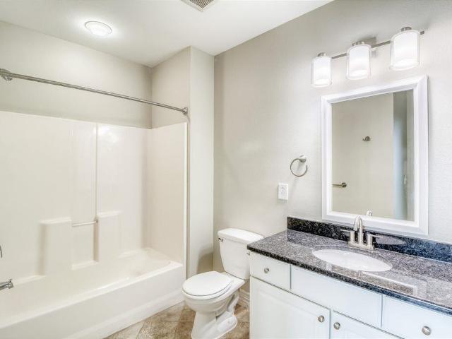 Studio One Apartments 1 Bedroom Apartment for Rent at 4501 Woodward Ave, Detroit, MI 48201 University