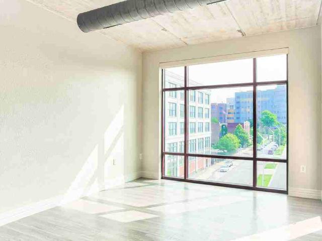Studio One Apartments 2 Bedroom Apartment for Rent at 4501 Woodward Ave, Detroit, MI 48201 University