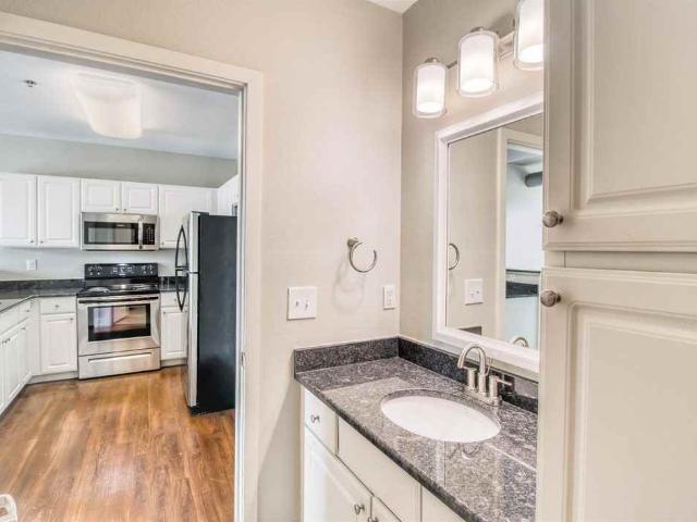 Studio One Apartments 2 Bedroom Apartment for Rent at 4501 Woodward Ave, Detroit, MI 48201 University