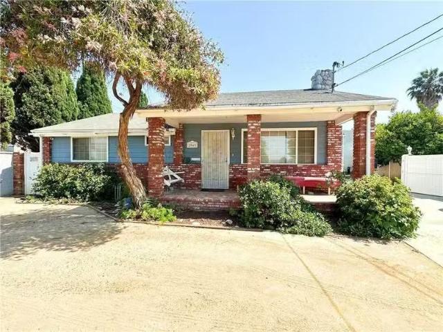 Studio Lomita, CA 2040 255th St