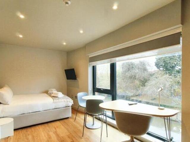 Studio Luxe, Boulevard Wharf, Studio Flat For