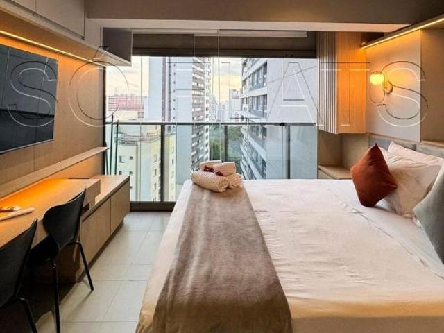 Studio mobiliado na Paulista com varanda no Paraíso ideal para morar ou investir
