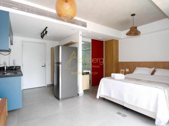 Studio mobiliado na Vila Madalena com rooftop e piscina porteira fechada!