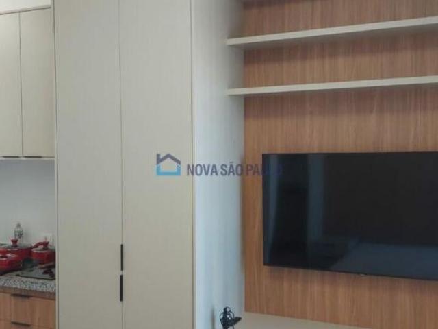 Studio mobiliado na Vila Mariana, a 400 metros do metrô Santa Cruz. e escola paulista de medicina !