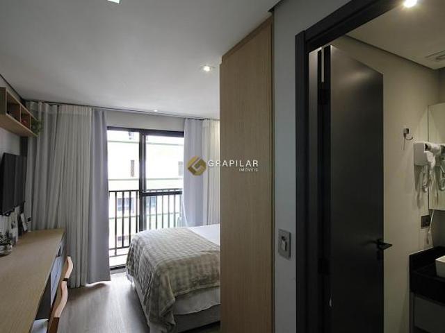 Studio mobiliado no Água Verde
