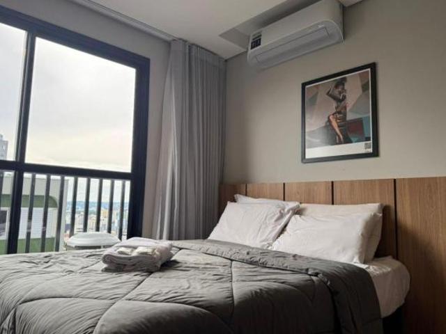 Studio Mobiliado no Água Verde – Ideal para Morar ou Investir