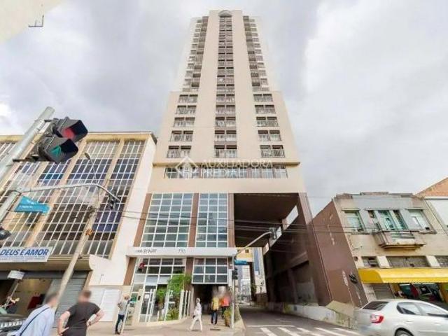 Studio Mobiliado no Centro 27m² Privativos