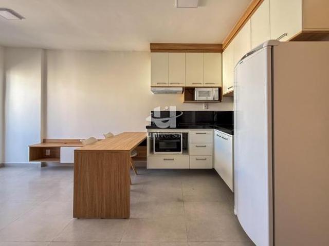 Studio mobiliado no centro da cidade para morar ou investir