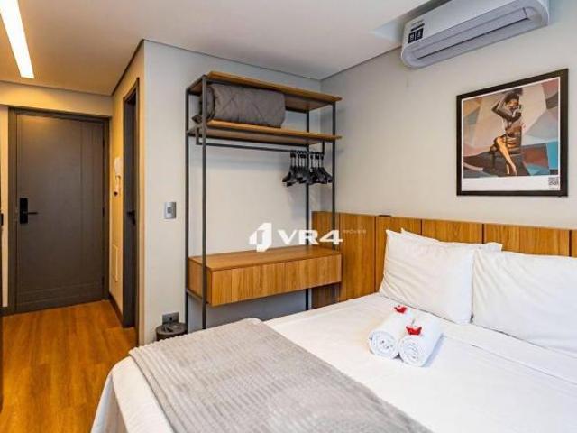 Studio mobiliado à venda, 18,83 m² por R$ 380.000 Água Verde Curitiba/PR