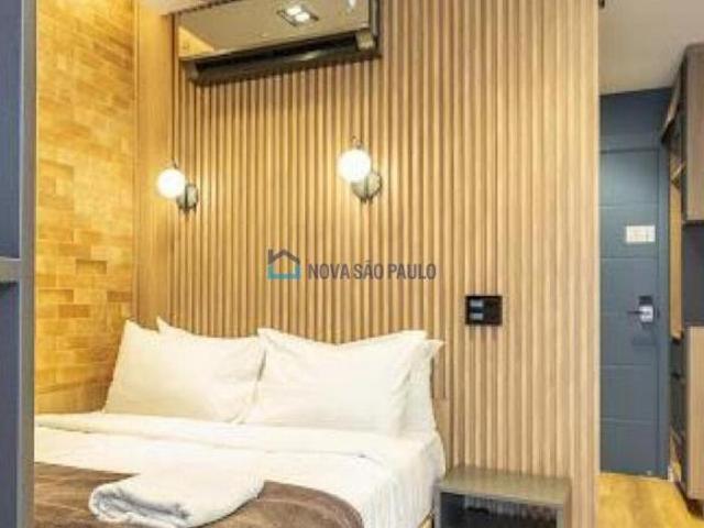 Studio mobiliado à venda em Pinheiros
