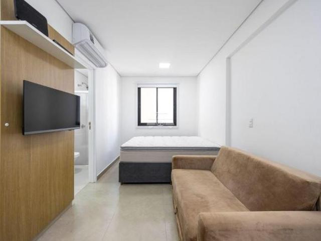 Studio Mobiliado a Venda no Centro de Curitiba