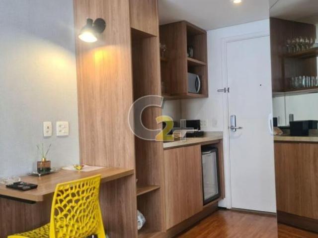 Studio mobiliado à venda no Centro de São Paulo com 1 quarto, sem vaga