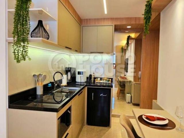 Studio mobiliado à venda no bairro Campo Belo, com sacada envidraçada