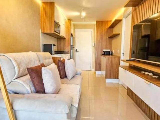 STUDIO MOBILIADO À VENDA NO BROOKLIN – MODERNO, PRÁTICO E AO LADO DO METRÔ