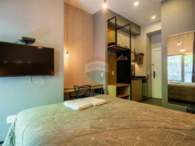 Studio mobiliado à venda Vila Madalena 23m² 1 quarto c/ varanda e vaga moto 500m Metrô Vila Madalena