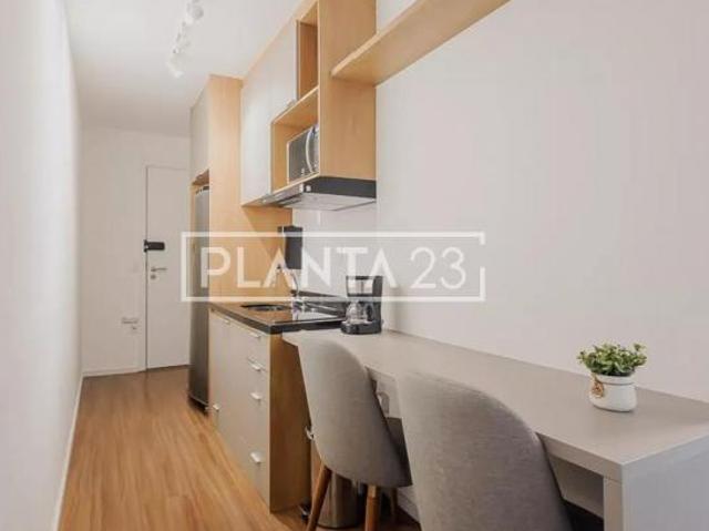 Studio Mobiliado com 33 m², 1 quarto com varanda