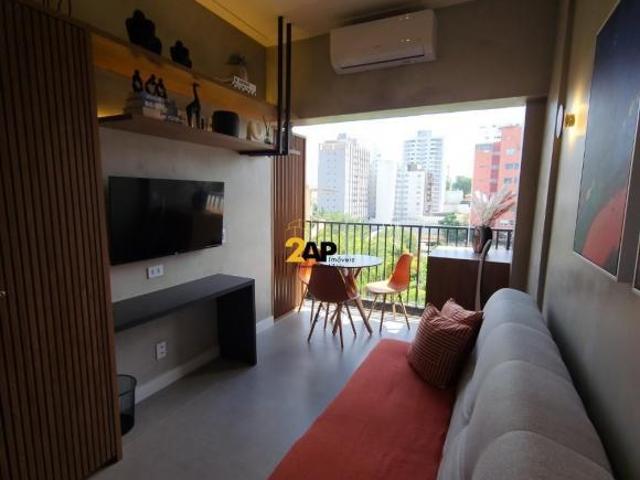 Studio mobiliado com vaga de garagem